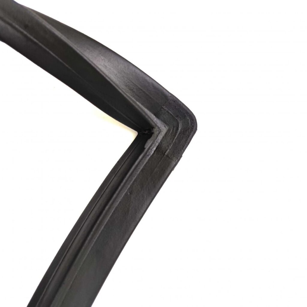 ยางขอบประตู หน้า-ขวา Toyota Corona MARK II RX12 โตโยต้า โคโรน่า ยาง ...