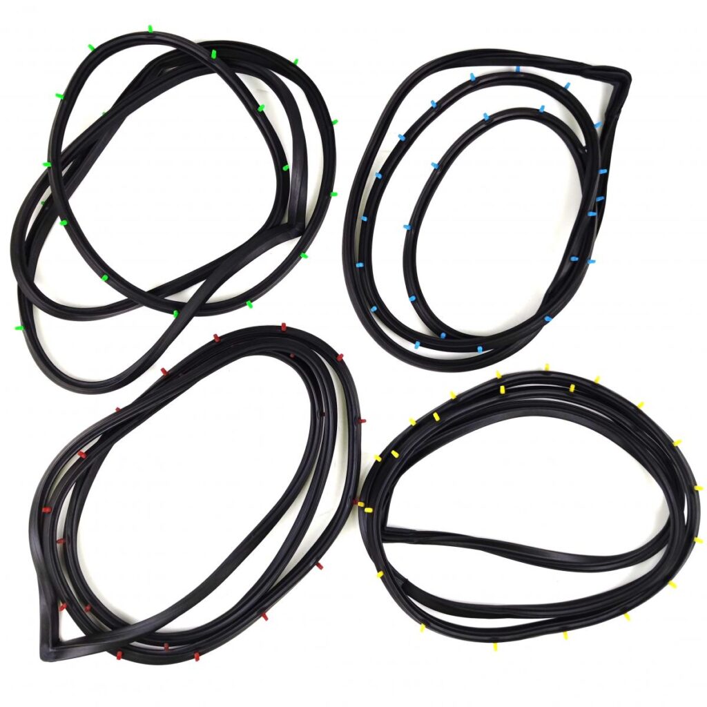 ยางขอบประตู Toyota Corona MARK II RX12 1972-76 คู่หน้า หลัง ซ้าย ขวา ...